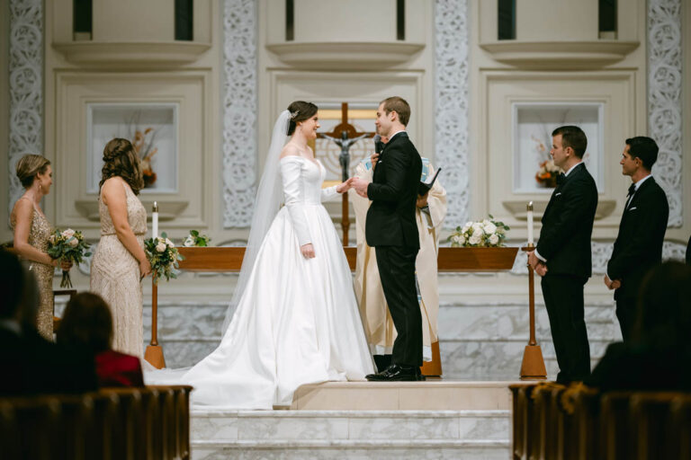Sweet Irish Rookery Chicago Wedding // Maura + Alex - Photojournalistic ...